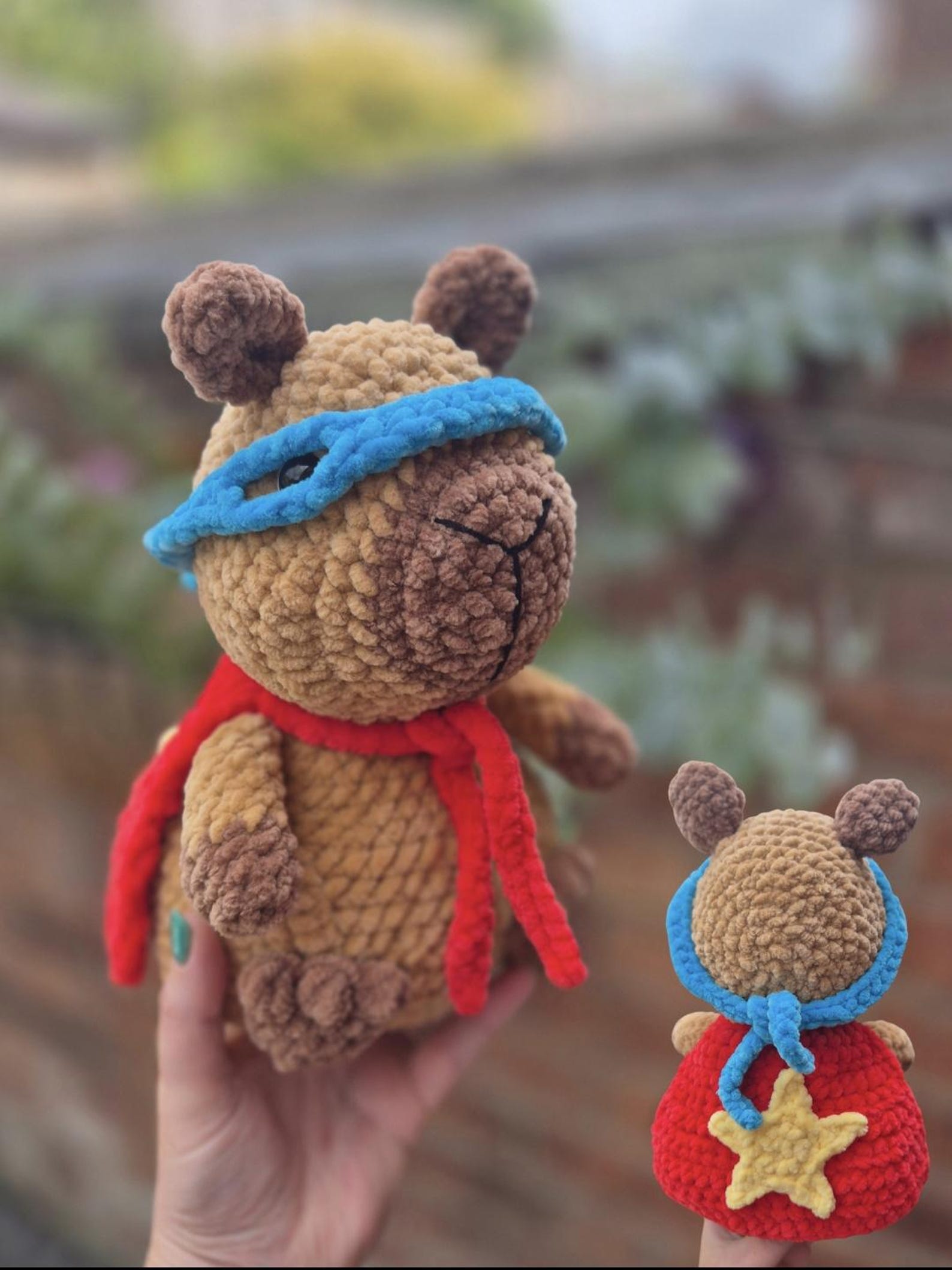 Amigurumi Cabybara Pattern, Cap-bee-bara, Dressyo Capybara, Capysaurus ...