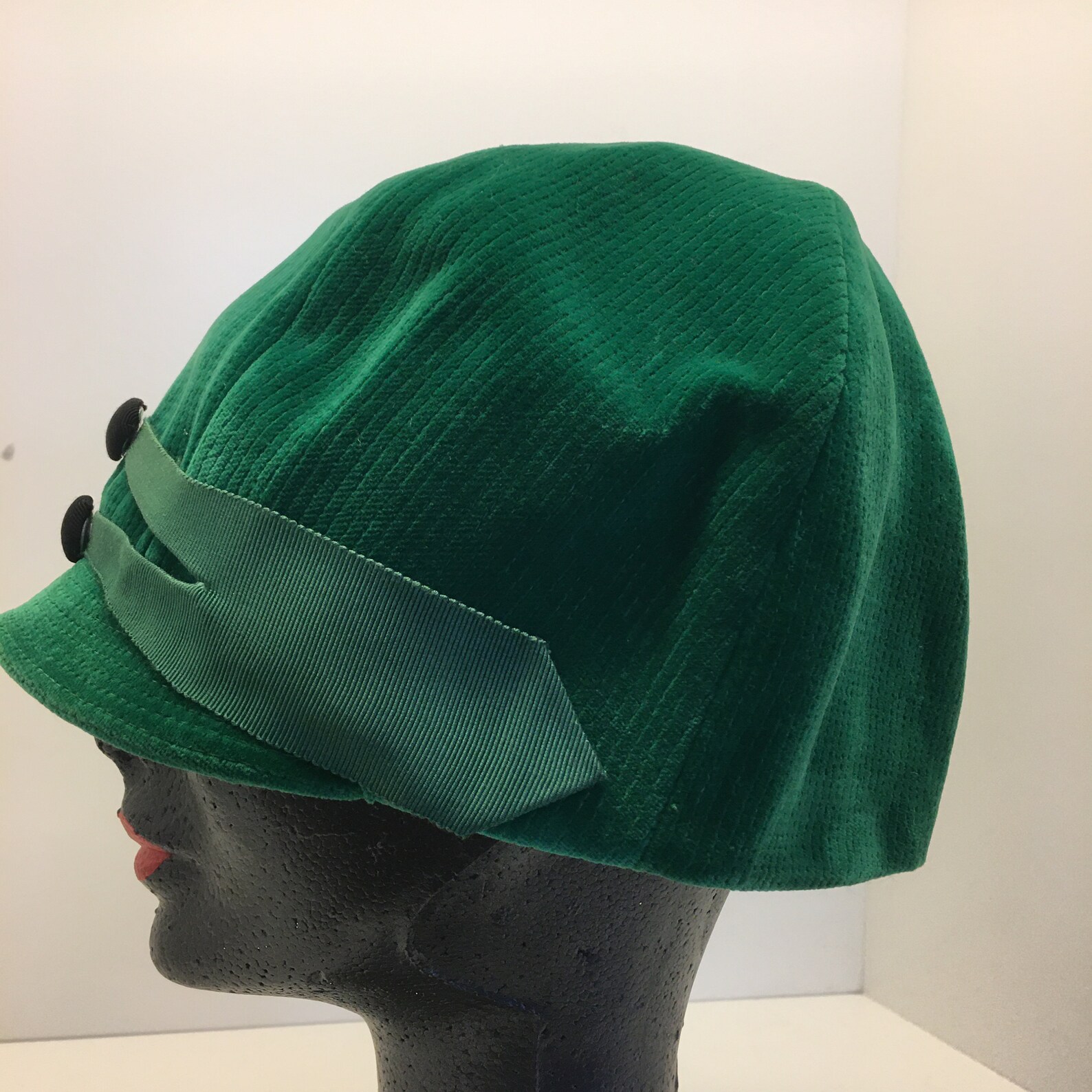 Women's 70's Vintage Green Velvet Hat Vintage Mod | Etsy