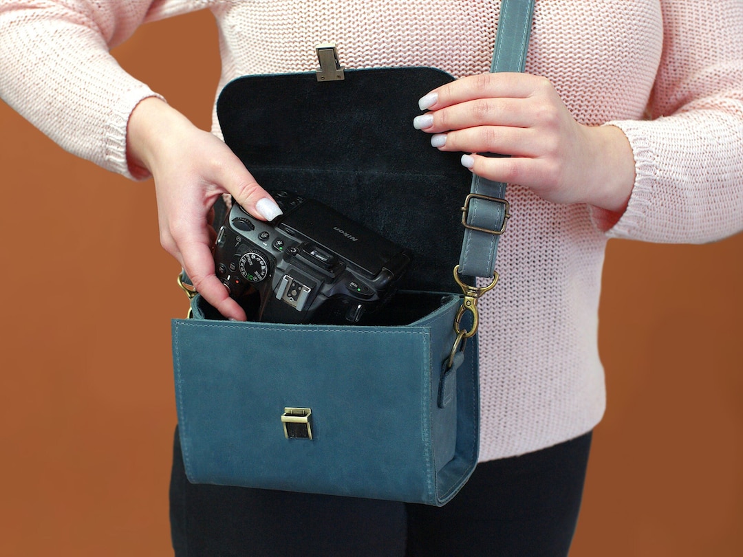 Leather Camera Bag With Padded Interior, Custom Engraved Crossbody ...