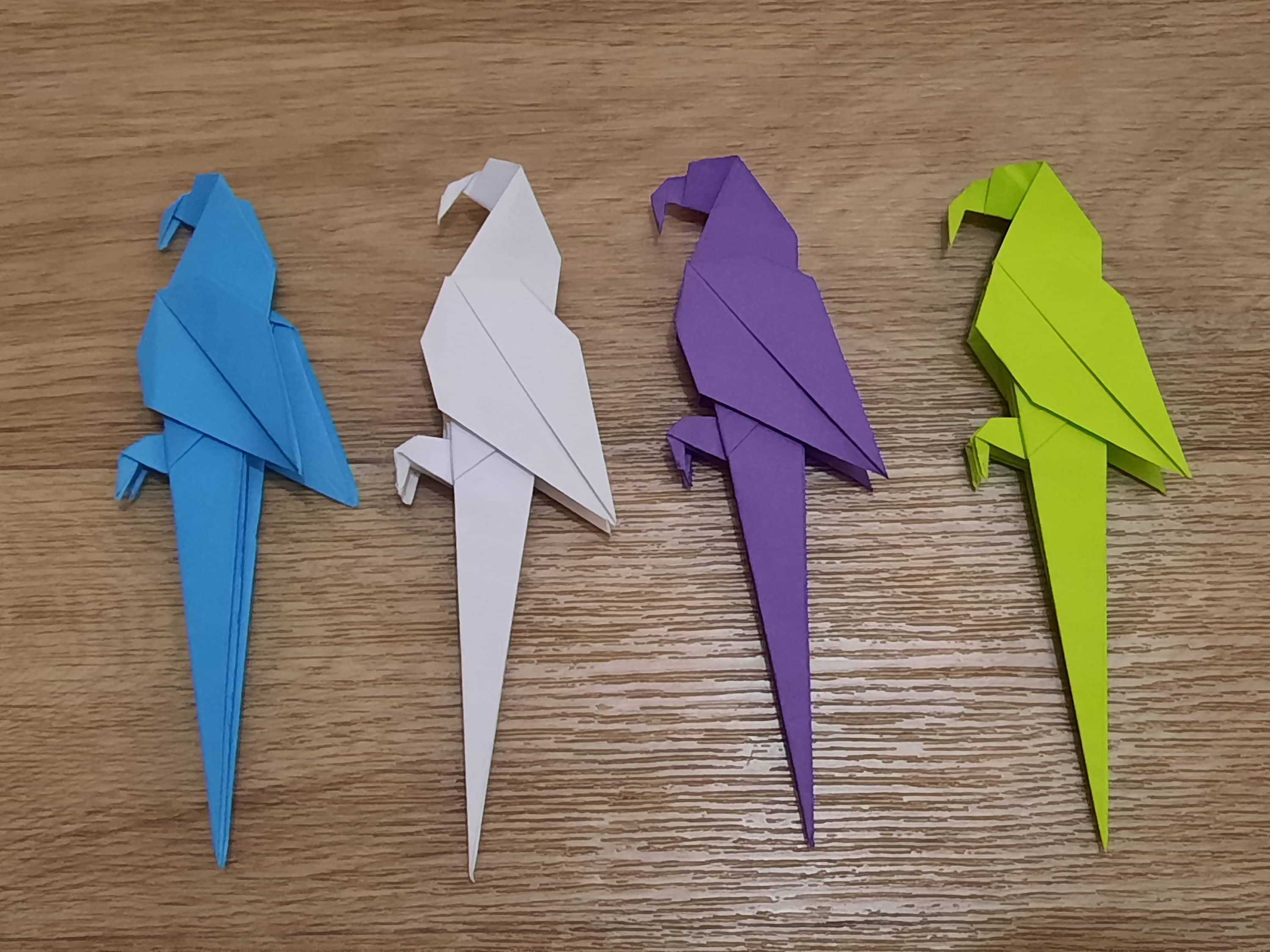 How To Make A Paper Parrot