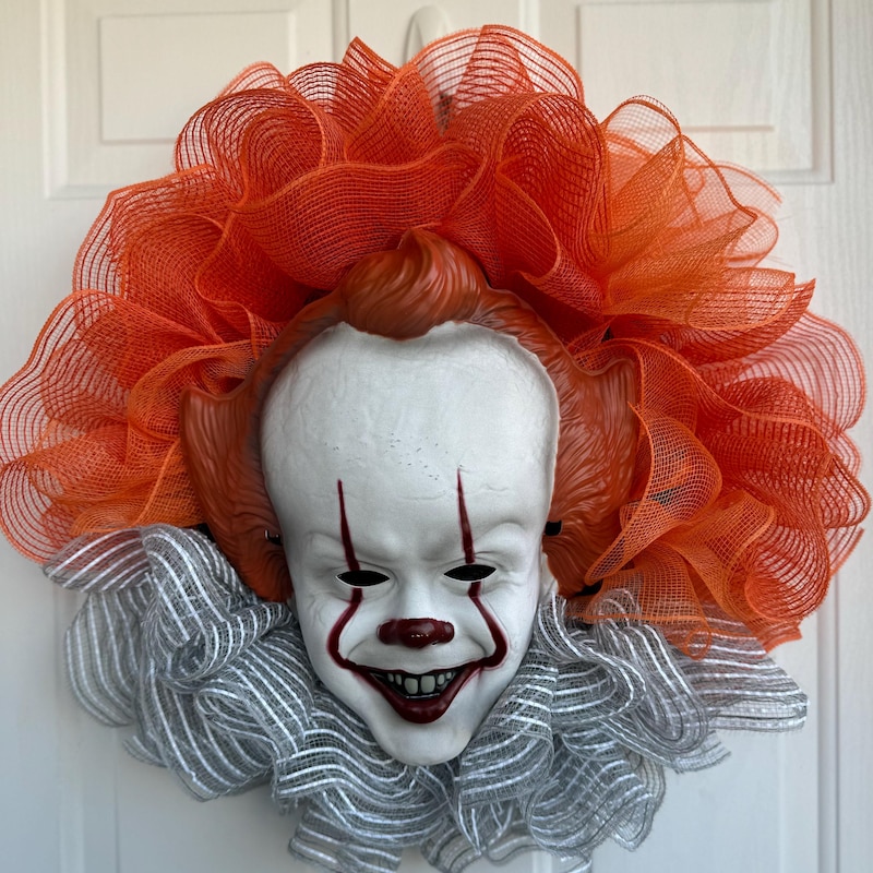 Horror Movie Wreath - Etsy