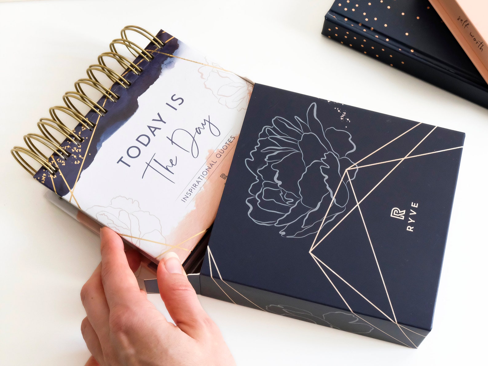RYVE Inspirational Desk Calendar: Daily Motivational Quotes, Undated ...