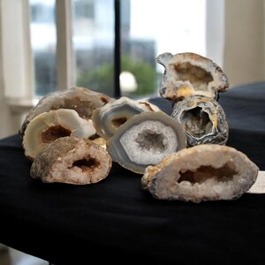 Oco Agate Geodes | Natural Crystal Geode Halves - Etsy