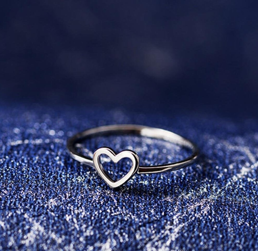 Heart Shaped Wedding/engagement Ring. Silver or Gold. - Etsy