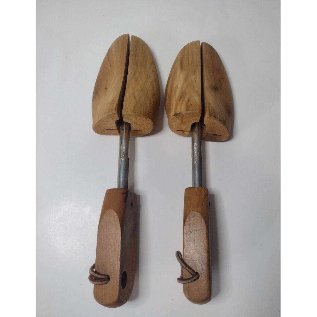 Red Cedar Shoe Trees Dividers NYC Vintage Size L Rochester Shoe Co ...