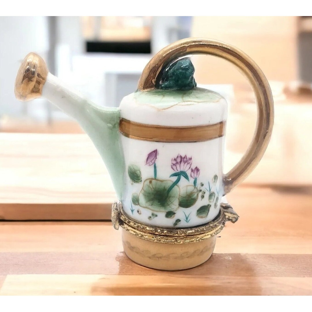 Crown FRC Fine Porcelain Frog Watering Can Hinged Trinket Box Vtg Lily ...