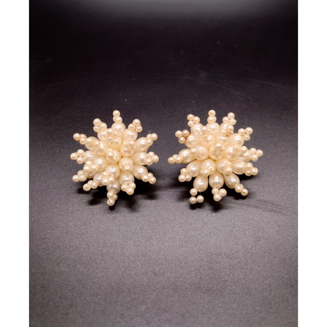 Vintage Large Faux Pearl Cluster Clip on Earrings Starburst Ivory ...