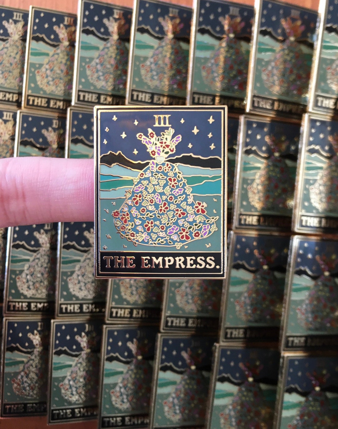 Midsommar May Queen Tarot Hard Enamel Pin! | the Empress Tarot Pin - Etsy