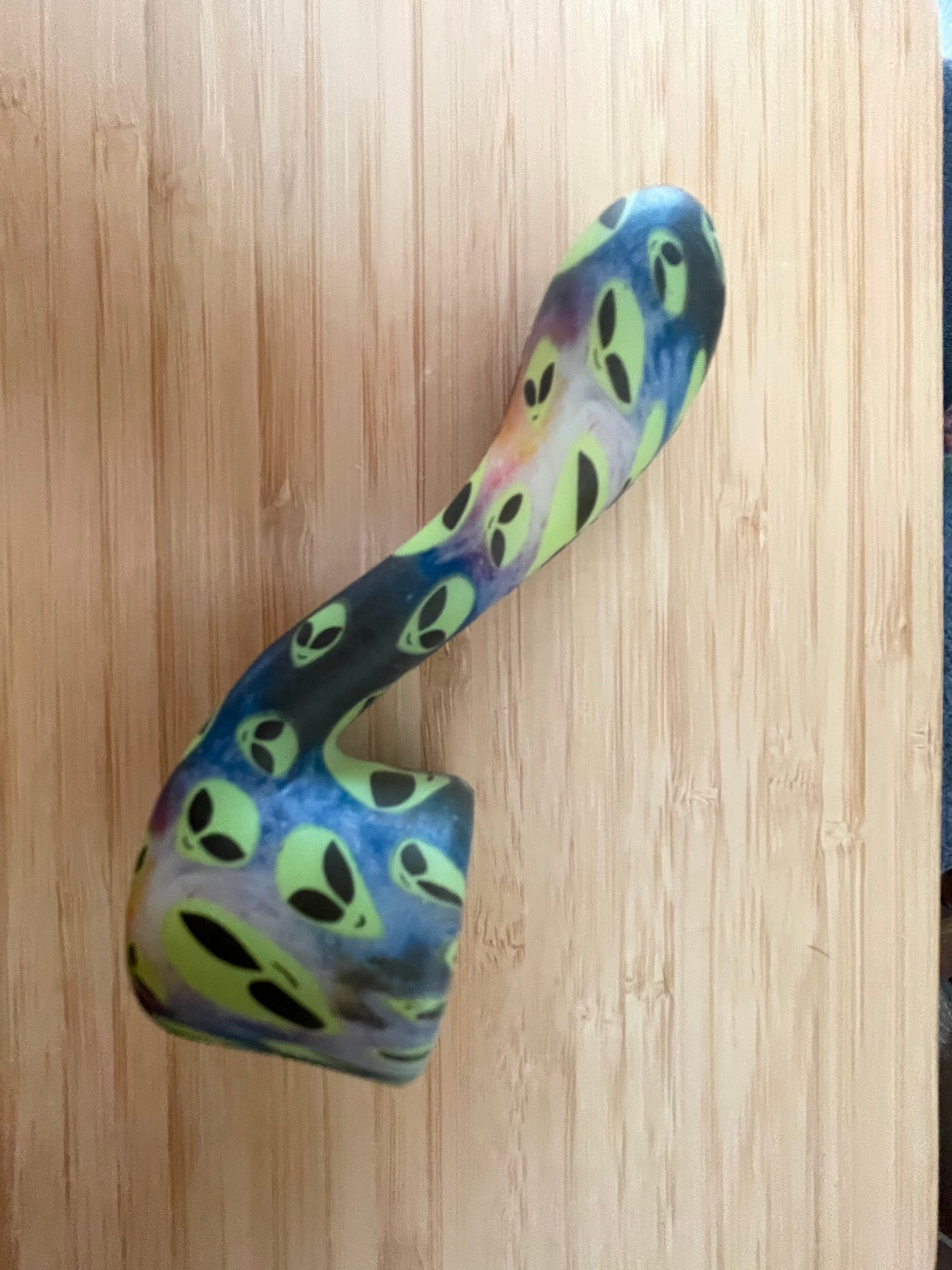 Silicone Pipe Alien Design 4.4 Silicone Pipes Bowl GLOW - Etsy