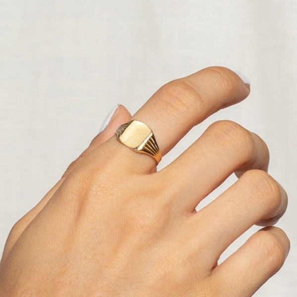 Square Signet Ring - Etsy