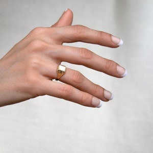 Gold Signet Ring for Engraving in Solid 10k Gold | Vintage Signet Ring ...