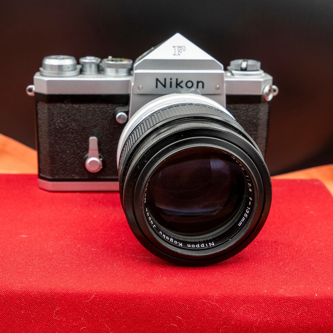NIKON F With DE-1 Prism Eyelevel Finder...immaculate Condition, NIKKOR ...