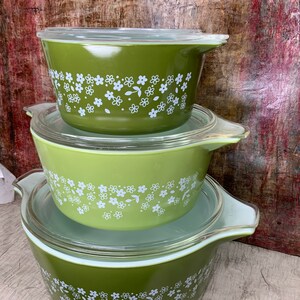 Vintage Pyrex Spring Blossom Green V2, Crazy Daisy Casserole Set With ...