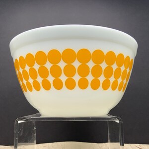Vintage Pyrex Dots Mixing Bowls, Complete 4 Piece Set, Nesting Bowls ...
