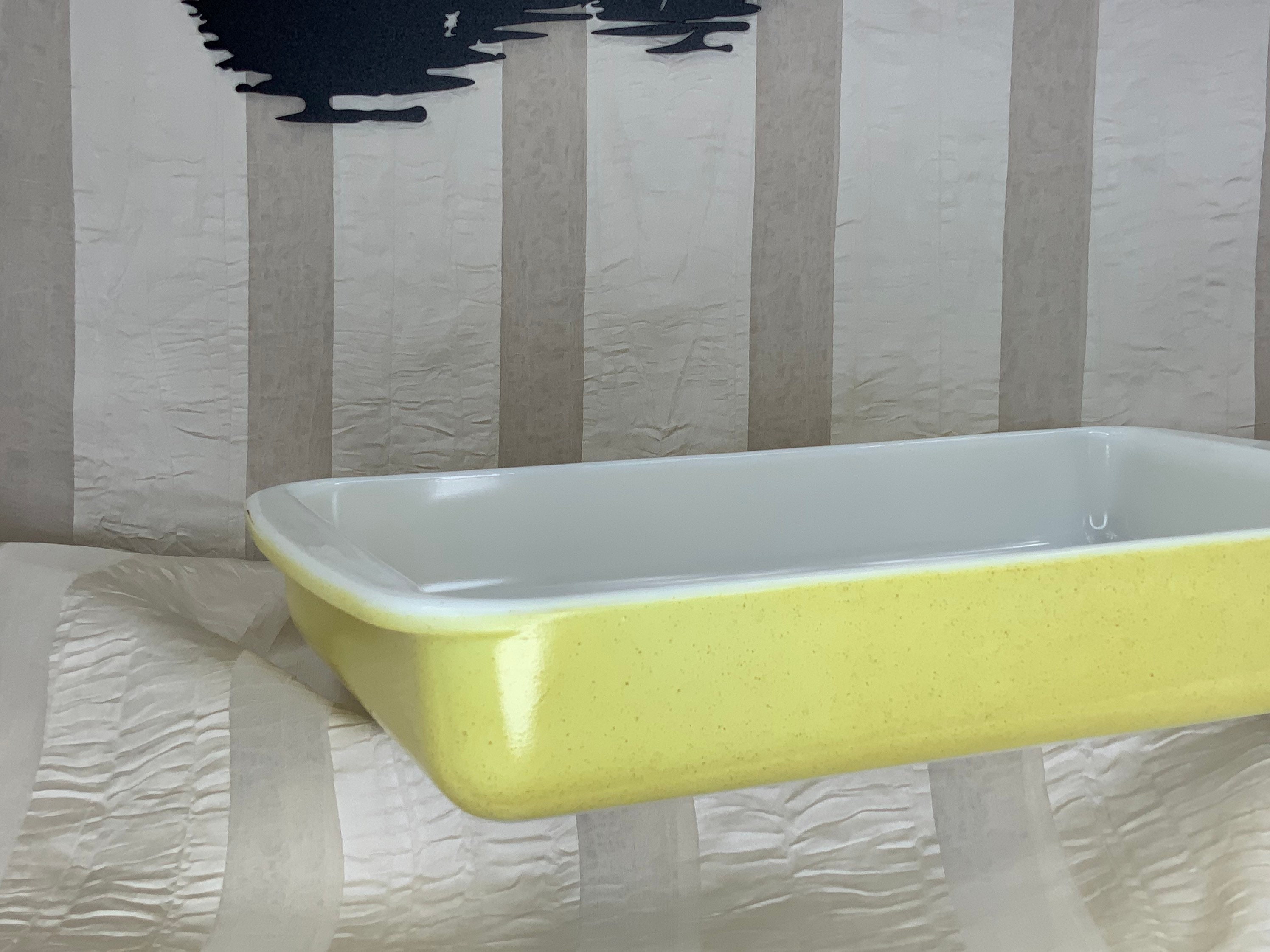 Vintage Pyrex Yellow Speckled Desert Dawn 232 2 Quart - Etsy