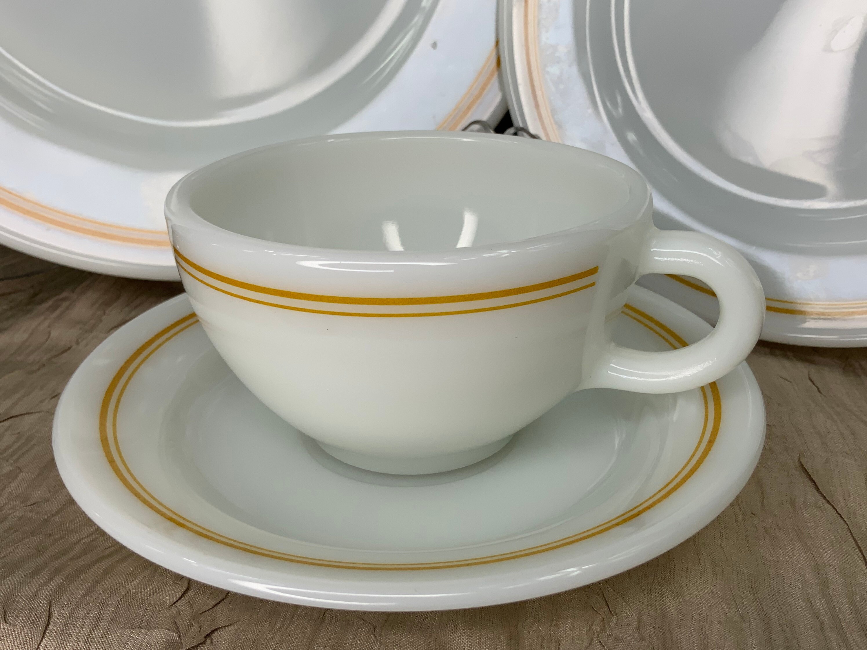 Vintage Pyrex Autumn Bands Dinnerware Set: 4-place Setting - Etsy