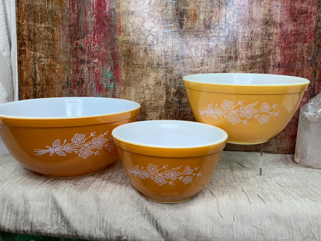 Vintage Pyrex Butterfly Gold Bouquet New in Original Box - Etsy