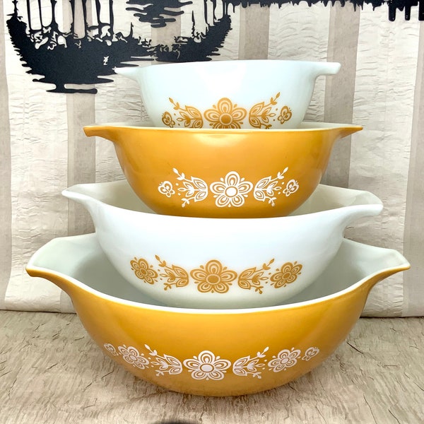 Vintage Pyrex Bowls - Etsy