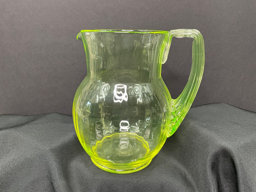 Vintage Yellow Pitcher, Uranium Vaseline Pitcher, READ CONDITION, Rib ...