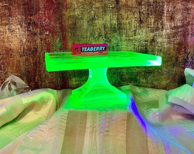 Clark’s Teaberry Gum Store Display 1920’s Vaseline Glass Uranium Glass ...