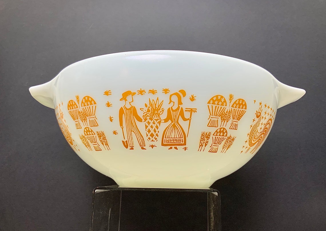 Vintage Pyrex Orange Butterprint Amish 444 Cinderella Bowl - Etsy