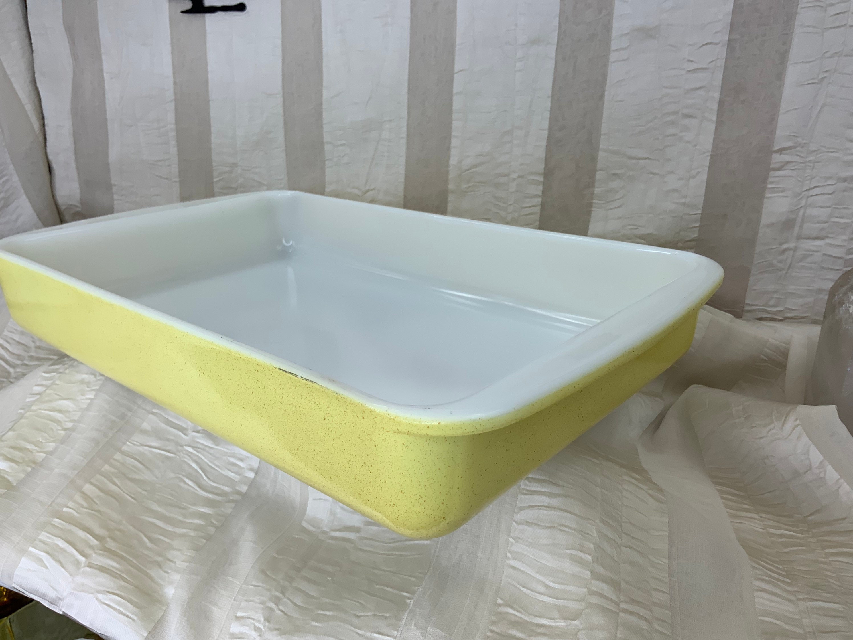 Vintage Pyrex Yellow Speckled Desert Dawn 232 2 Quart - Etsy
