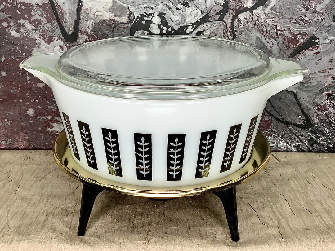 Pyrex Gourmet Black and White Casserole With Candle Warmer - Etsy
