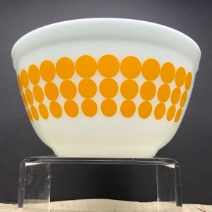 Vintage Pyrex Dots Mixing Bowls, Complete 4 Piece Set, Nesting Bowls ...