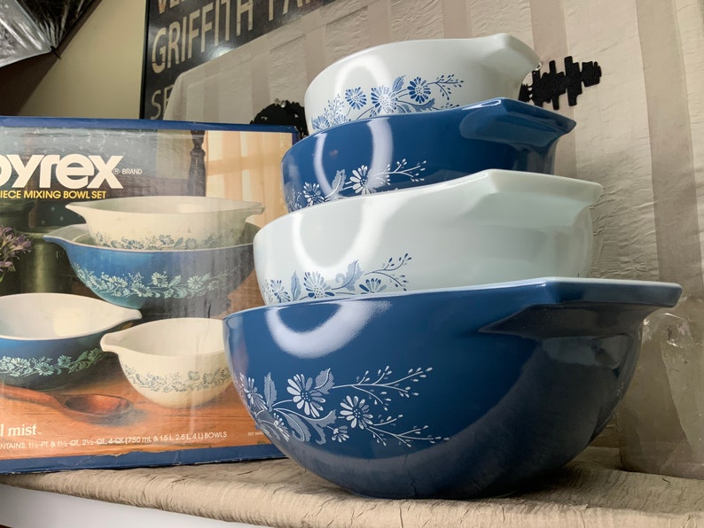 Vintage Pyrex Colonial Mist New in Original Box Cinderella - Etsy