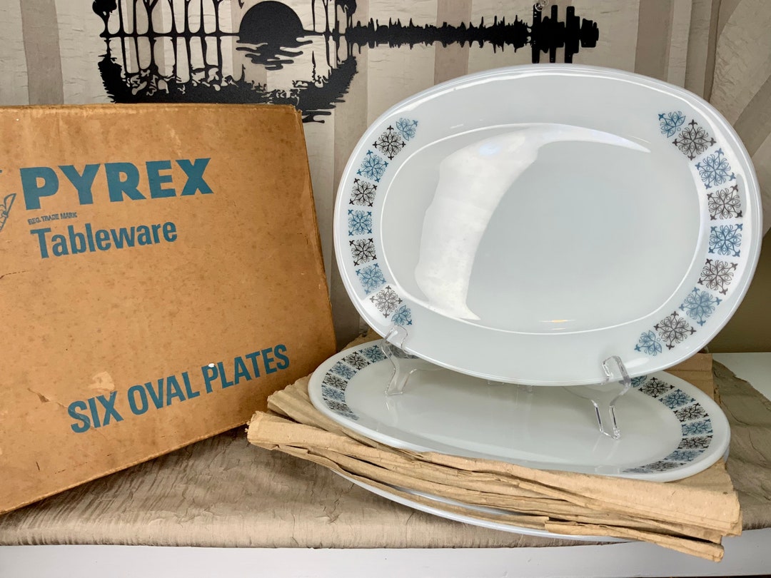 Vintage Pyrex Chelsea Steak Plates, Set of 6, JAJ England, Original Box ...
