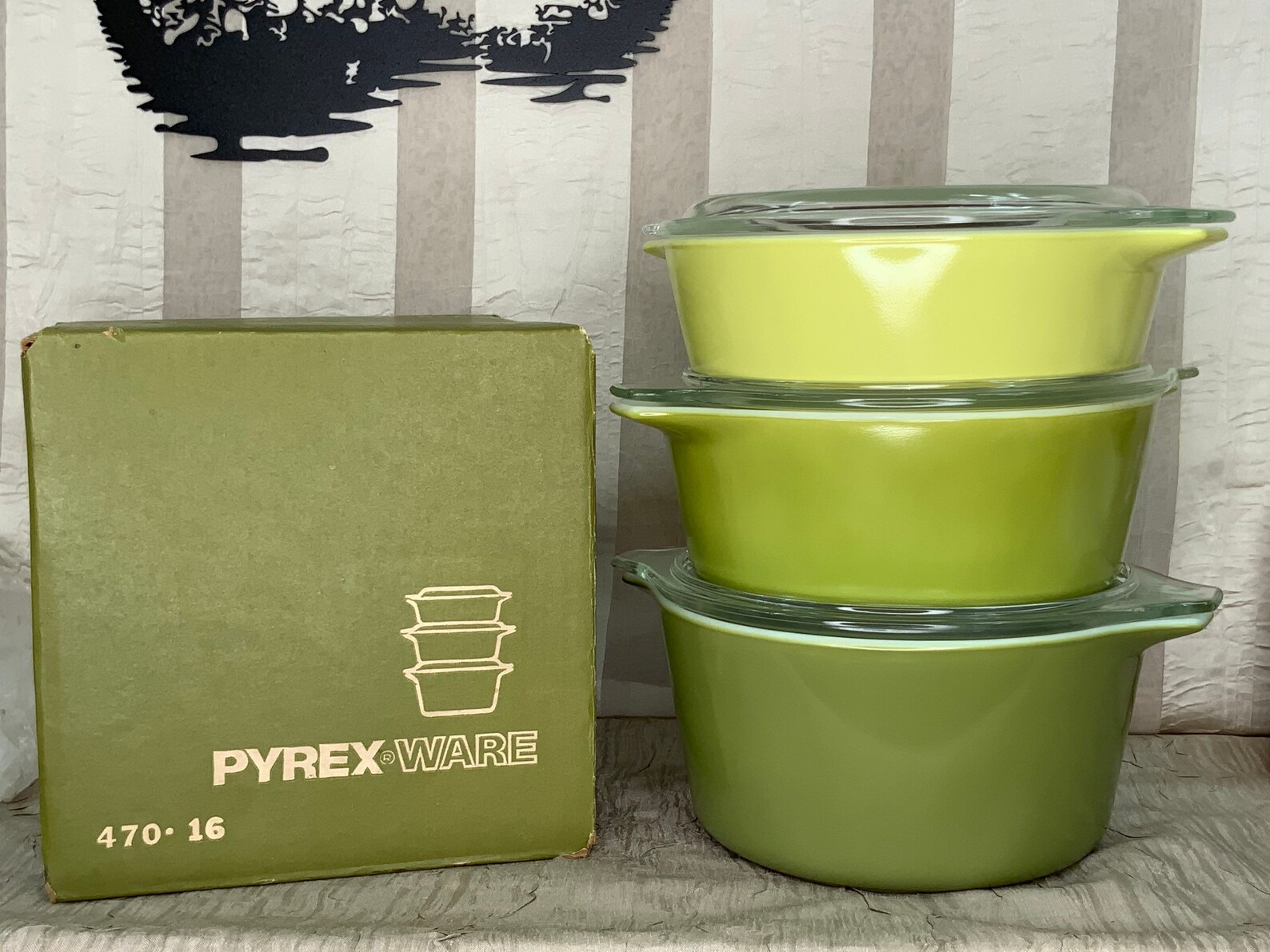 Vintage Pyrex Verde New in Box Cinderella Casseroles Set of 3 - Etsy