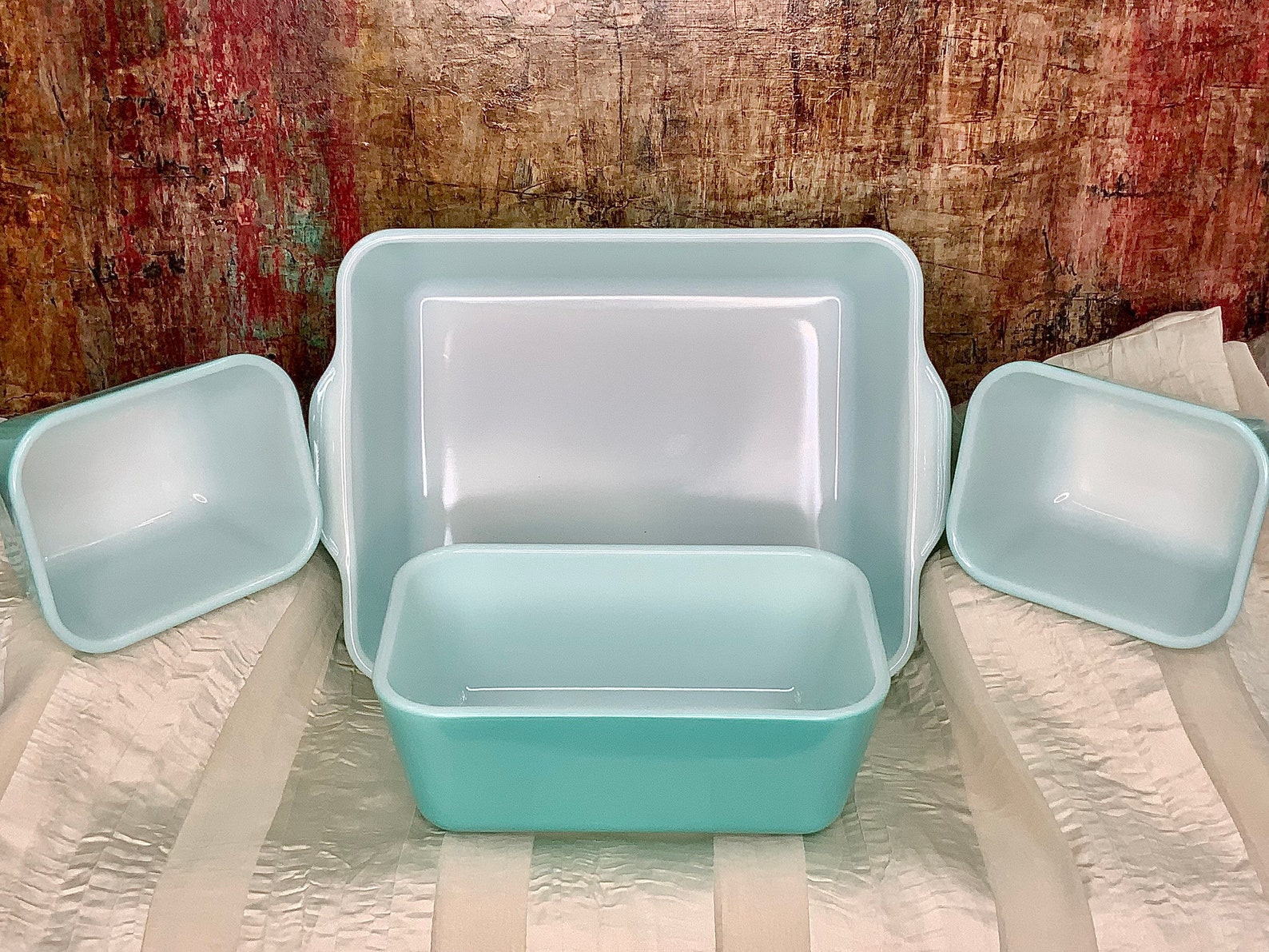 Vintage Pyrex Turquoise Robins Egg Blue Refrigerator Casserole ...