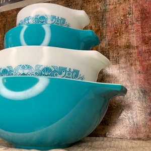 Vintage Pyrex Horizon Blue New in Box Cinderella Bowls, Set of 4 ...