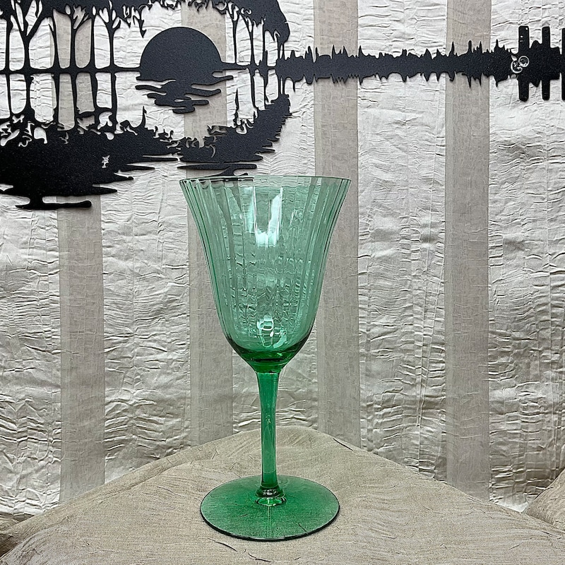 Green Water Goblets - Etsy