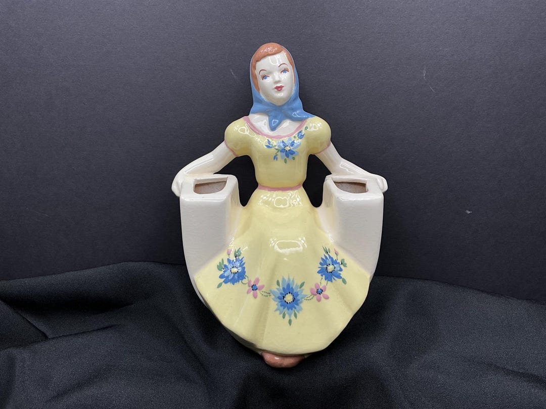Vintage Pottery, Weil Ware California Art Pottery, 1940’s Figurine Art ...
