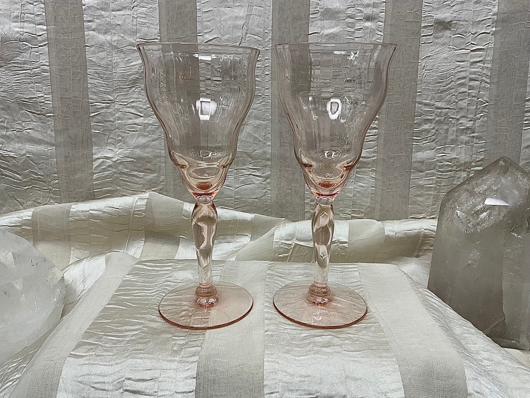 Vintage Elegant Pink Wine Cordials, Set of 2, Narrow Vertical Optic ...