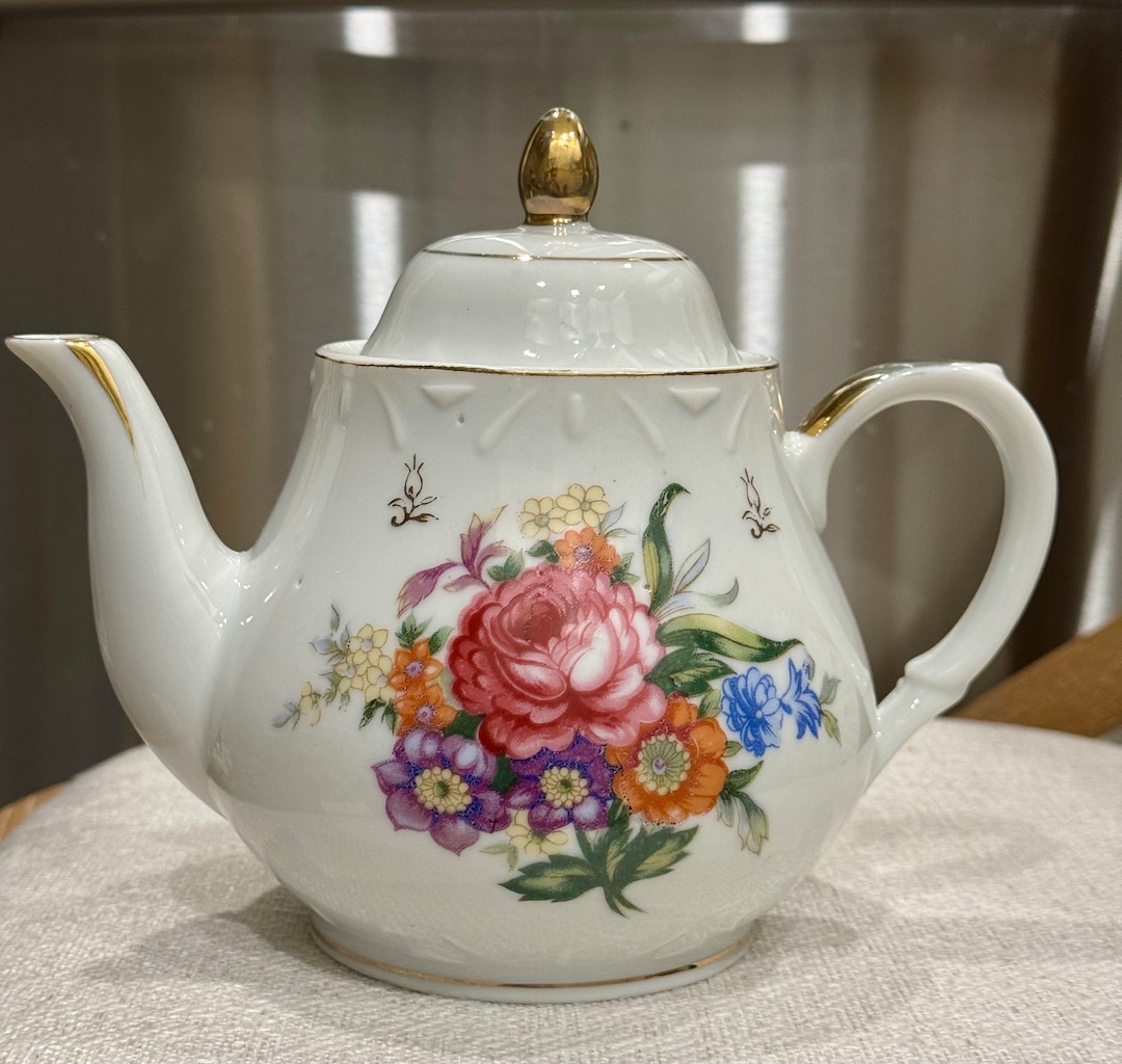 Chelsea Teapot Made in Japan - Etsy