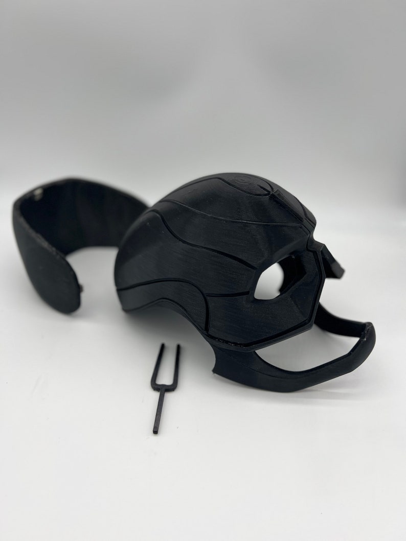 Black Bolt Cosplay Helmet - Etsy