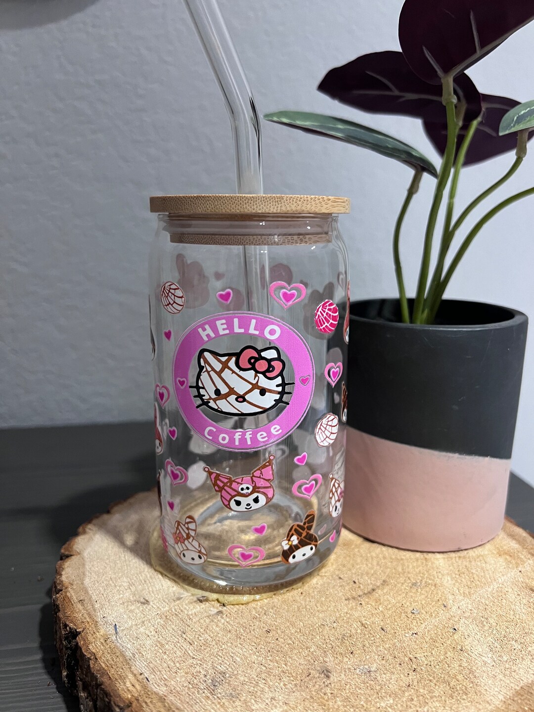 Hello Kitty Cafe Y Conchas Glass Cup, Cute Glass Cup, Coffee Glass Cup ...