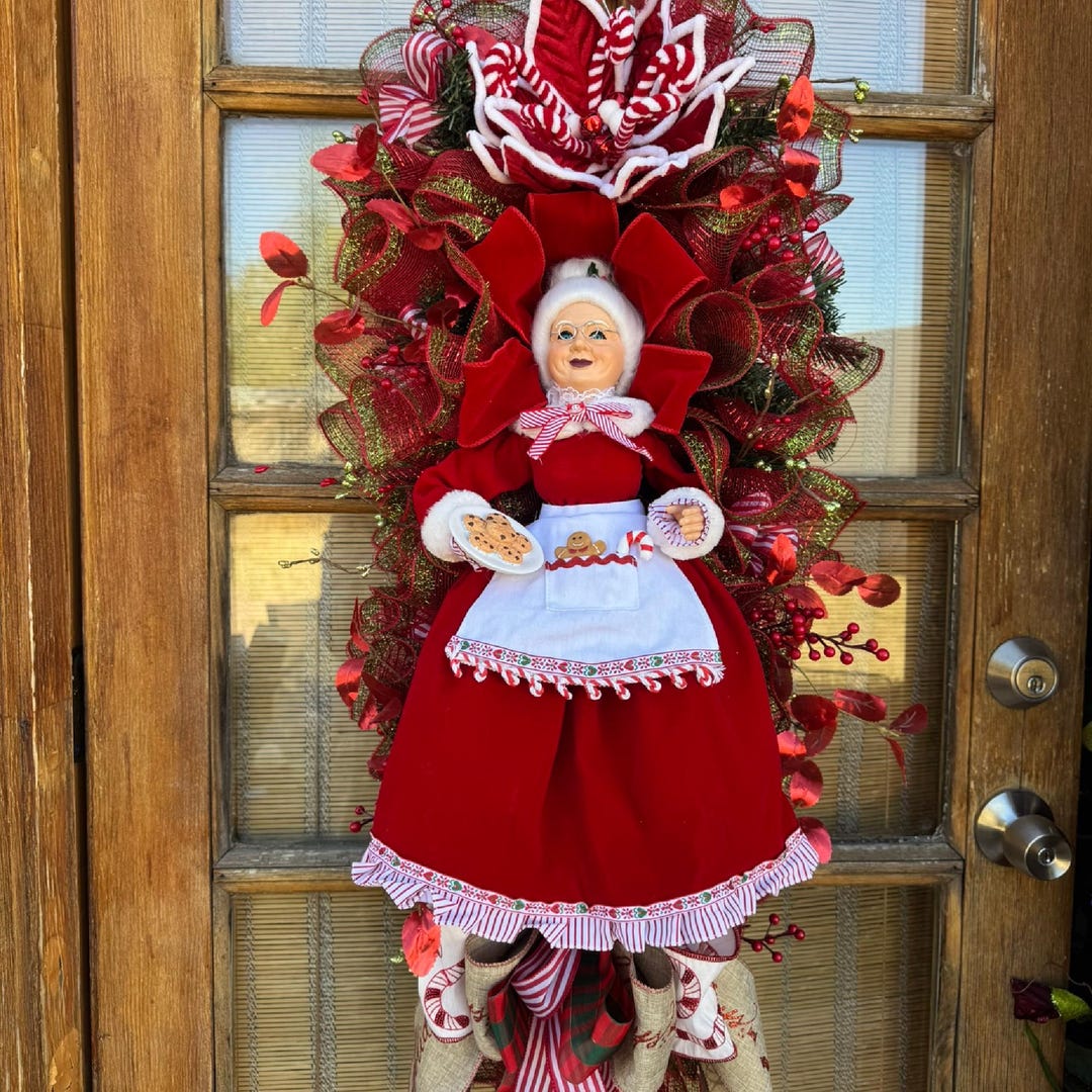 Mrs.claus Magic Tear Drop Evergreen Swag - Etsy
