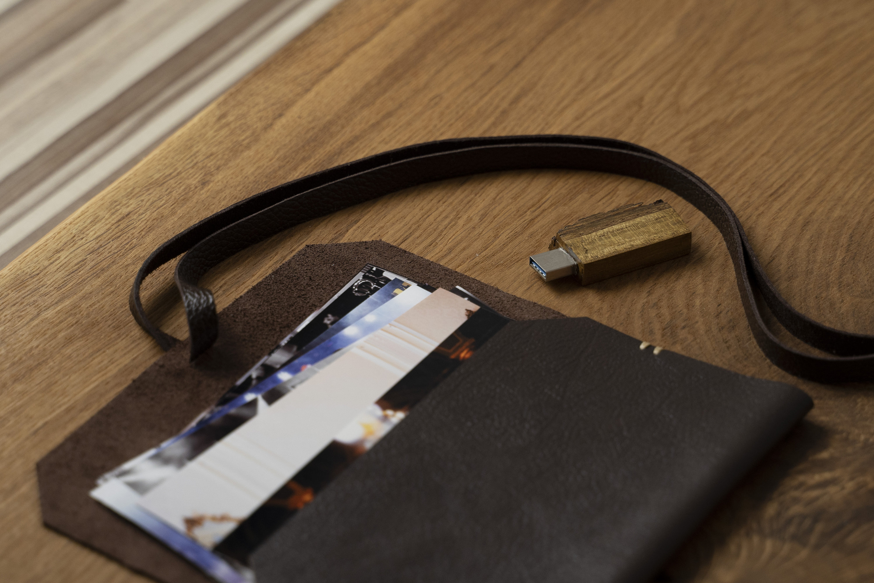 Walnut Wood Bark USB Flash Drive: Live Edge Memory Stick - Etsy