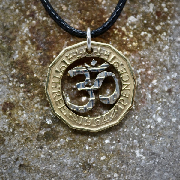 Om Symbol - Etsy