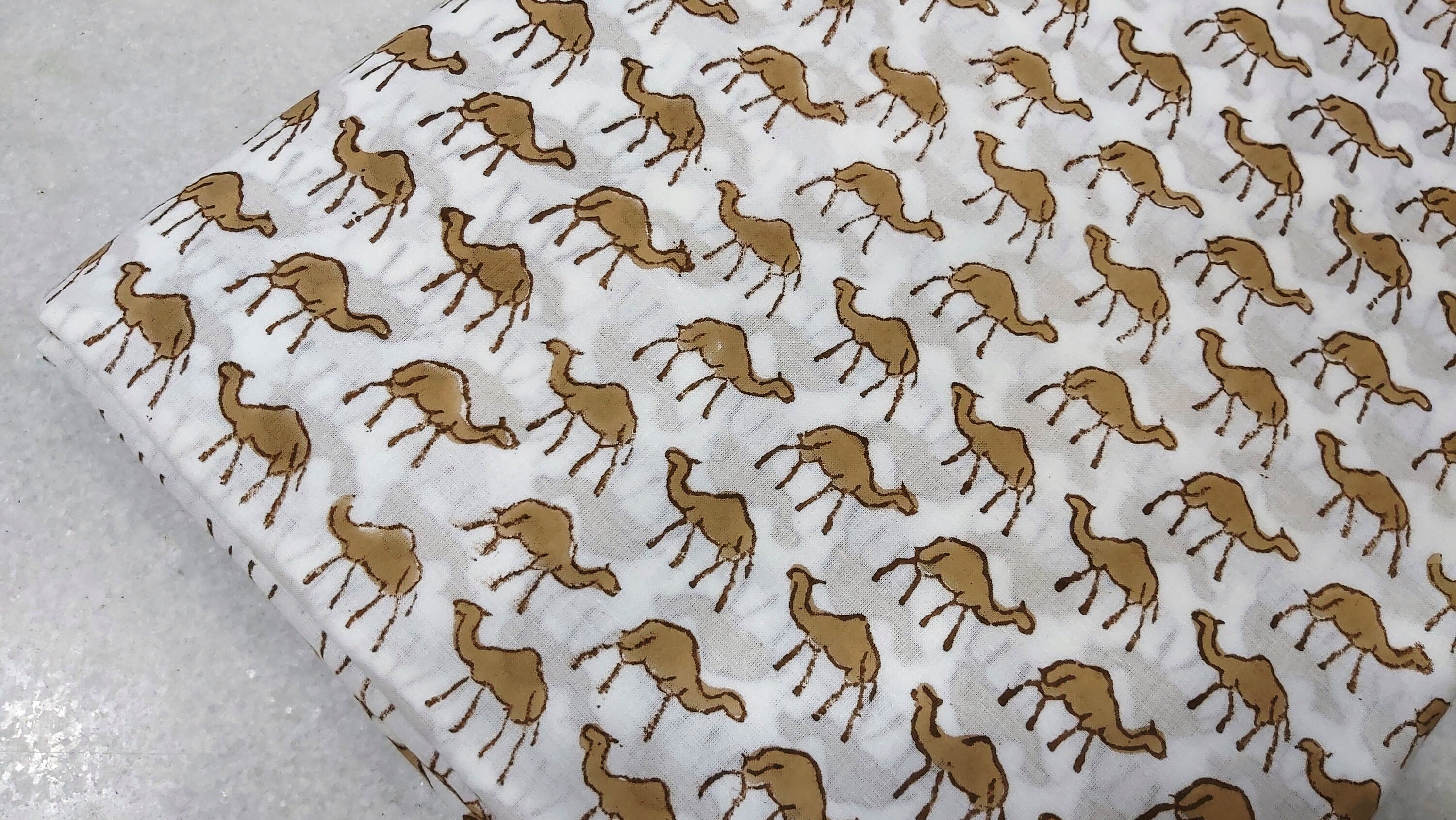 Stoff Camel Print Animal Print Baumwolle Voile Stoff | Etsy