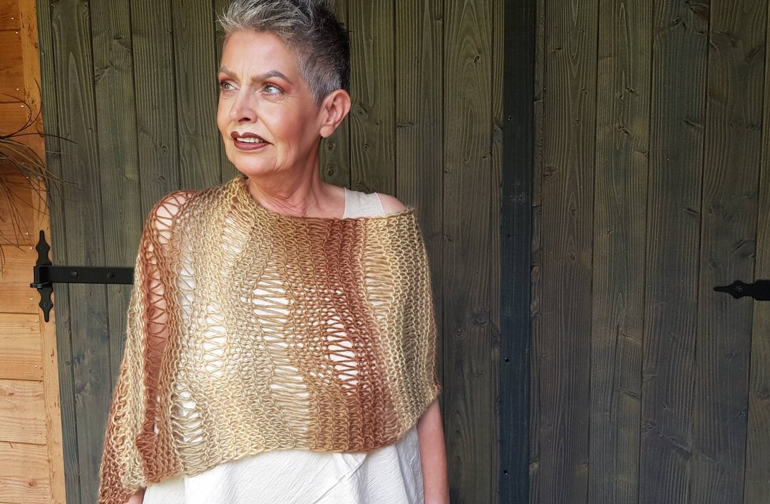 Beautiful Wool Poncho - Etsy