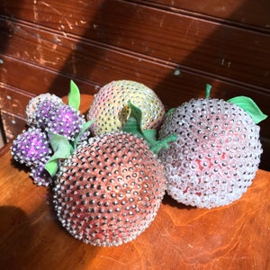 Vintage Pin /sequin Fruit - Etsy