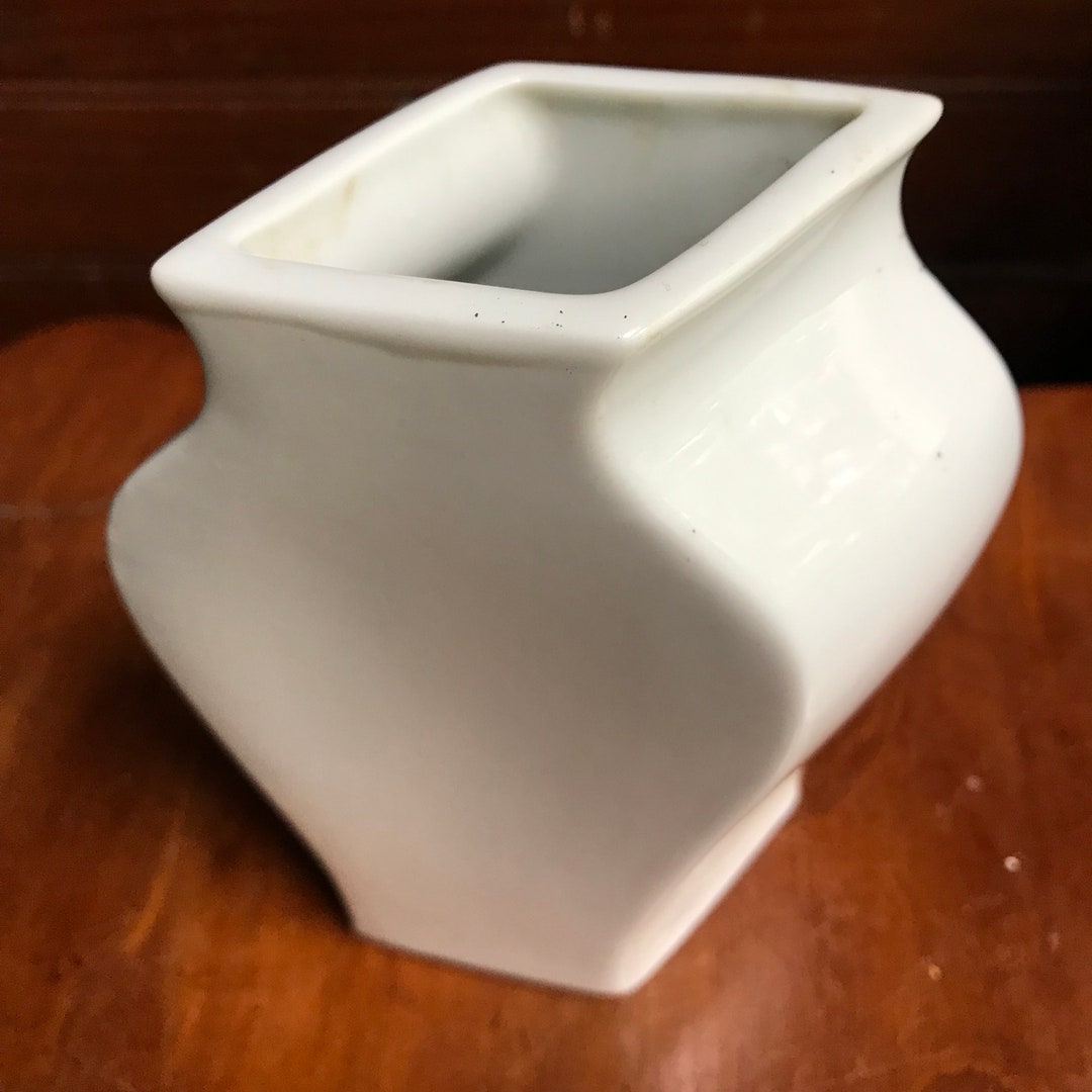White Vase Ceramic Vase Slanted Vase by Knobler - Etsy