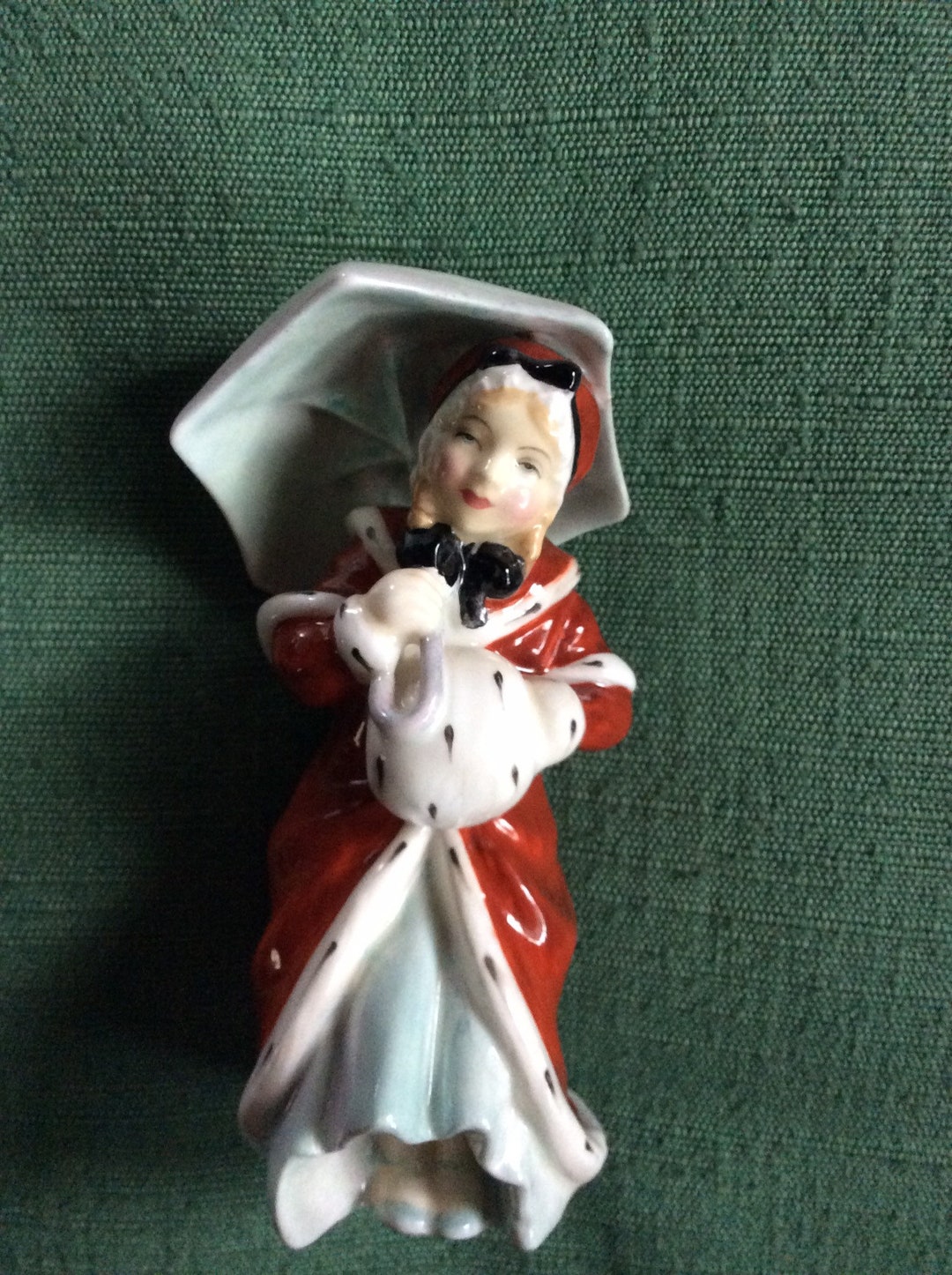 Royal Doulton Miss Muffet Figurine. 1936 Design by Leslie - Etsy