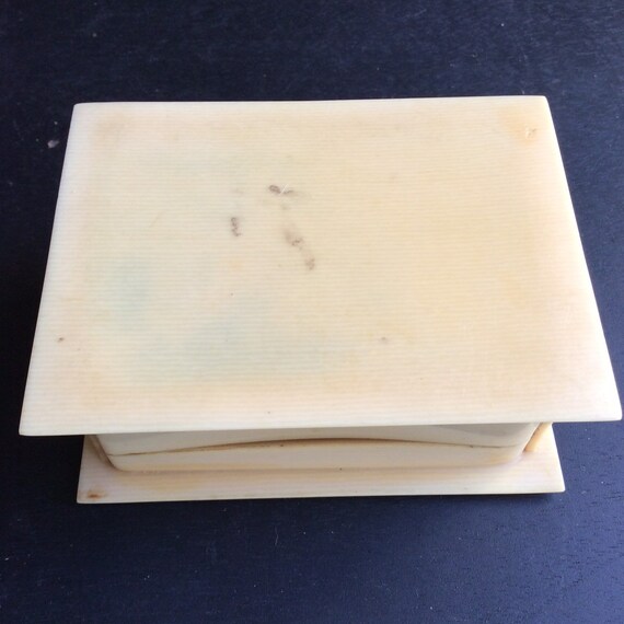 Art Deco lined celluloid jewelry box/ trinket box - Gem