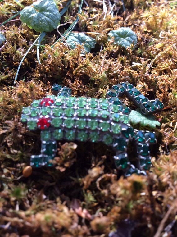 Frog brooch - Gem