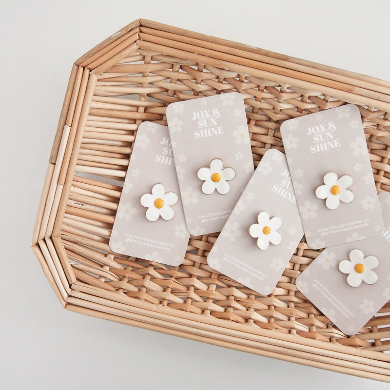 Daisy Accessories - Etsy